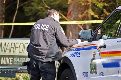 Man Who Had Throat Slashed On Bus In Surrey B C Expected To Make Full