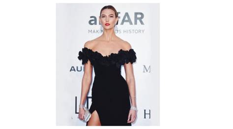 Parade Gaun Seksi Para Model Ini Memanaskan Festival Film Cannes