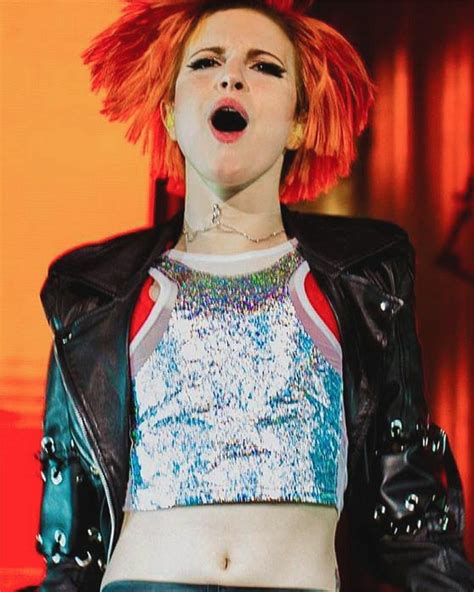 Hayley Williams Scrolller Hayley Williams Scrolller