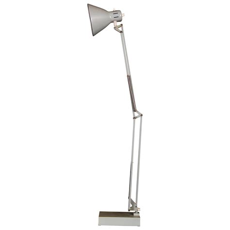 Luxo L 1 Articulated Chrome Desk Task Lamp At 1stdibs Chrome Luxo