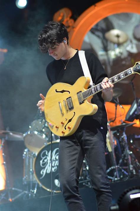 Ezra Koenig Vampire Weekend Indie Music Ezra Koenig