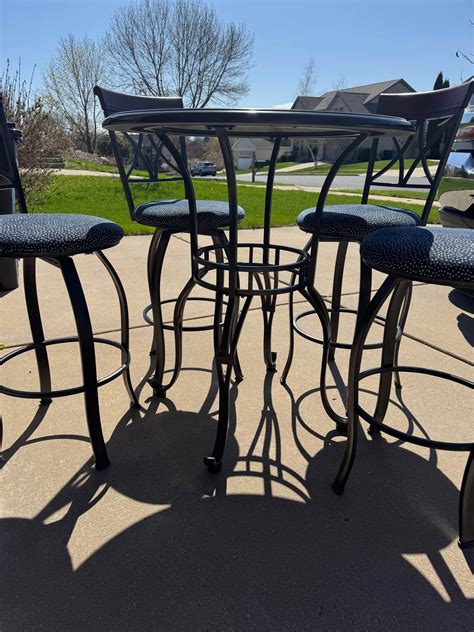 Tall Pub Table With 4 Swivel Chairs Outdoor Furniture Sets Verona