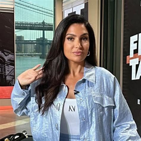 Video Molly Qerim Stuns Fans In Eye Popping Outfit Right After Leaving