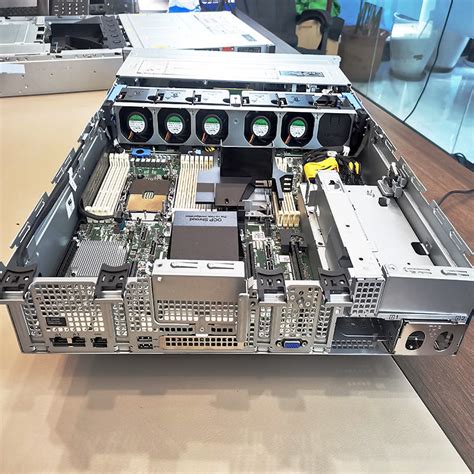 Poweredge Dell Gpu Server R750xs 2u Cpu 5318y 210g 24c 48t H755 8g 800w