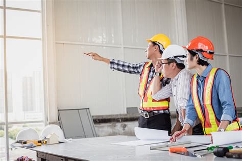 엔지니어와 기술자를 공동 건설 프로젝트 계획 사무실 공사입니다 개념에 대한 스톡 사진 및 기타 이미지 개념 건설 산업 건설업자 Istock