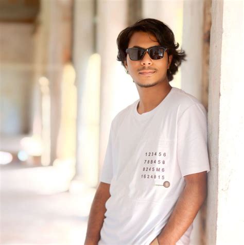 Aunber Ulfat Abir