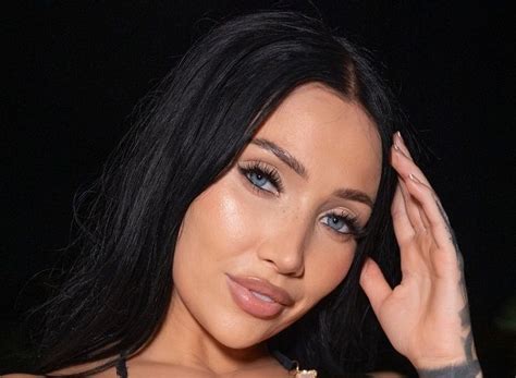 Willow Harper Biographywiki Age Height Career Photos And More