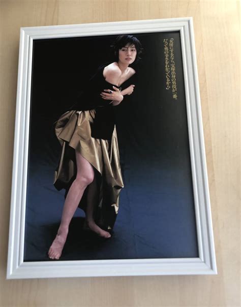 Yahooオークション Kj 額装品 天海祐希 グラビア セクシー 美脚 貴