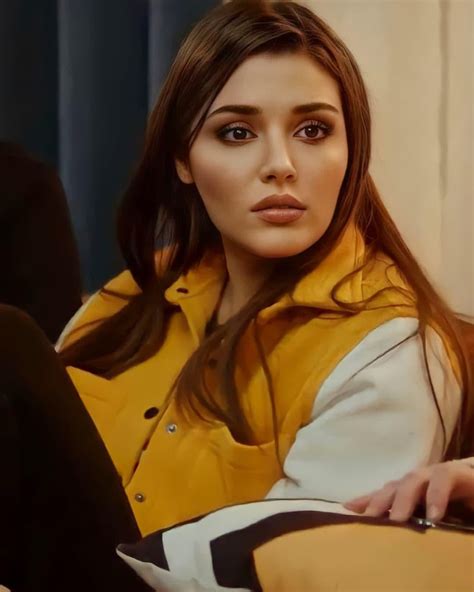 Hande Ercel Cute Moods Rhandeercelx