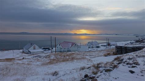 Setting Sun In Iqaluit Winter Is Here In Iqaluit Nunavut Flickr