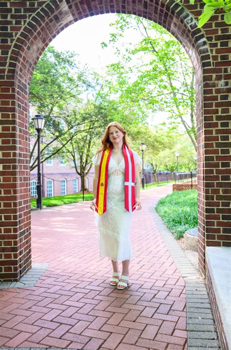 Miranda Askey On Linkedin One Month Ago Today I Graduated Cum Laude From The University Of