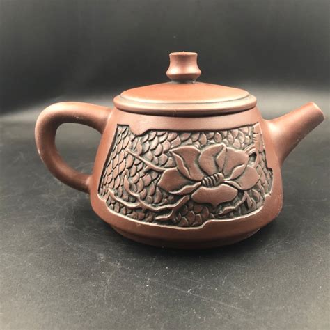 Yixing Chinese Purple Clay Teapot Signed Marked Tea Pots Handmade