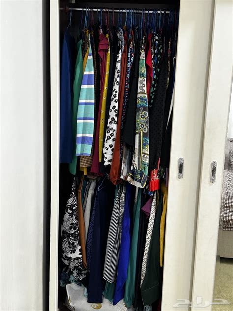 دولاب ملابس اربع ابواب وفوقها تخزين موقع حراج