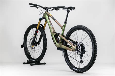 Cannondale Jekyll Carbon 1 Enduro Bike Beetle Green The Cyclery