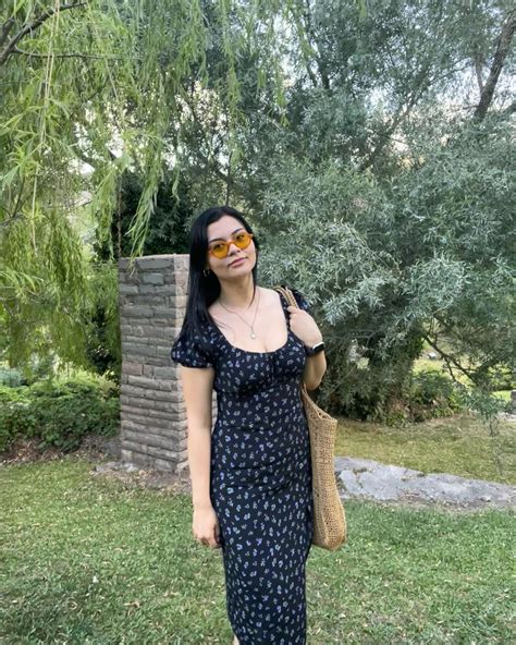 Dilşad Nilsu Güzeler Gülmeden Maksimum 80 Saniye Durabiliyorum 🫠 Instagram