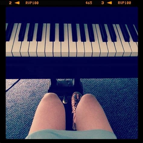Clara Wongs Feet