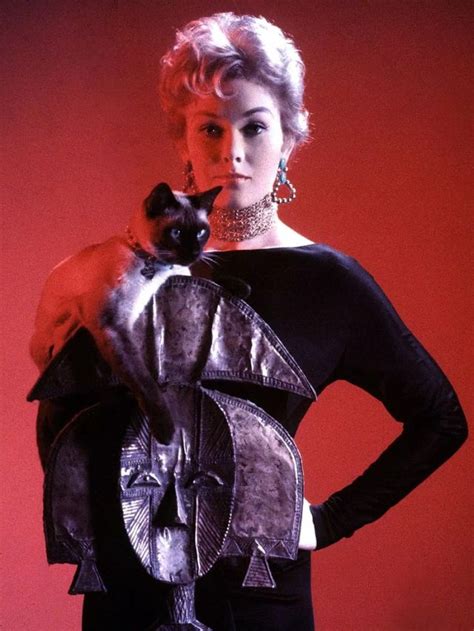 35 Glamorous Photos Of Kim Novak In The 1950s ~ Vintage Everyday