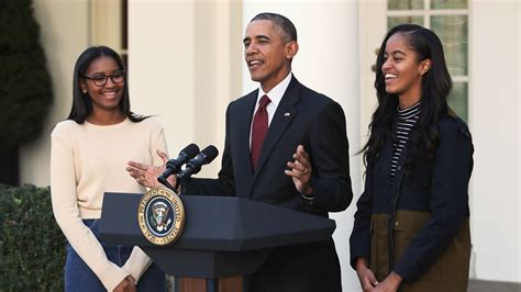 Malia Y Sasha Obama Conceden Su Primera Entrevista Pública Para Hablar