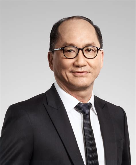 Jajaran Direksi Kepemimpinan Kami Tentang Kami Medcoenergi