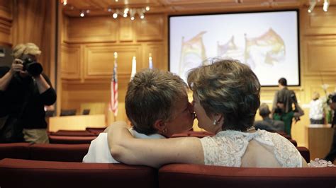 Pennsylvania Judge Orders Clerk To Obey Same Sex Marriage Ban Cnn