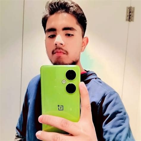 Samarth Bhardwaj Samarth 77 Threads Say More