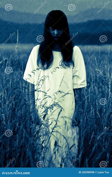 Der Geist Einer Frau Stockfoto Bild Von Schwarzes Mädchen 26598998