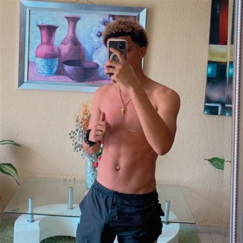 K Andr3s • Threads Say More