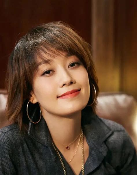 马伊琍素颜出演《错位》，皮肤状态很真实！是好演员没有偶像包袱