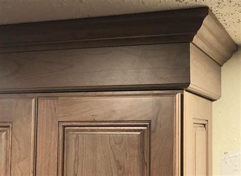 What Is Riser Molding And How Is It Used In Cabinetry Design