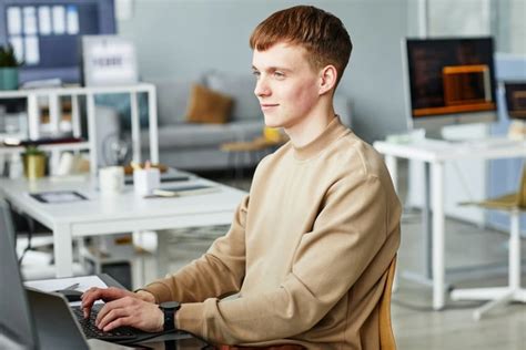 10 Companies Using Python In 2024 And Why Its Their Go To