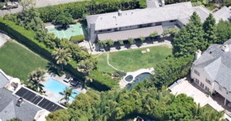 Inside Adeles House Her Massive Beverly Hills Mansion In Las Most