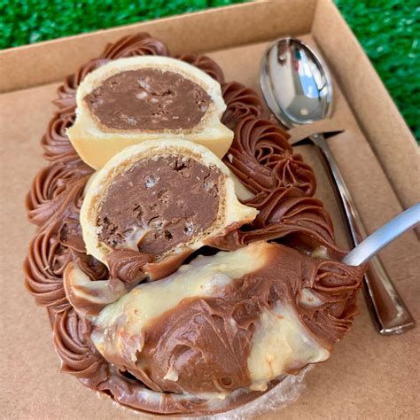 Ribeiros Candy Esse Recheio De Ouro Branco é Demais Facebook