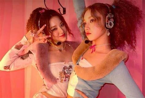 Фото юци шухуа айдл En 2024 Famosos Divertidos Fotos Divertidas Artistas