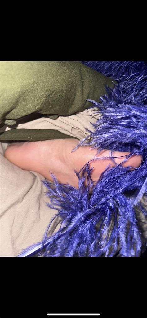 25 Y O Tickled Feet R Ticklelovers