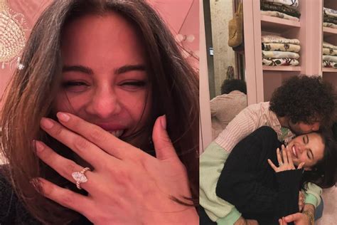 ¡selena Gomez Se Casa La Cantante Anunció Así Su Compromiso Con Benny