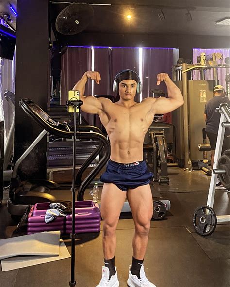 Starlingomez Starlinaafitness • Instagram Photos And Videos