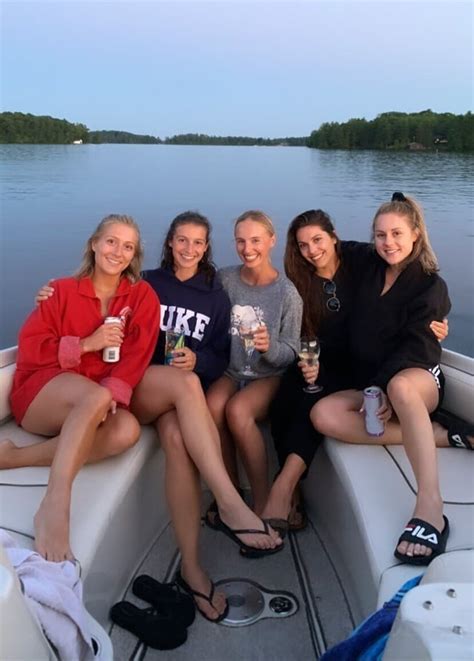 Boat Babes R Ifyouhadtopickone