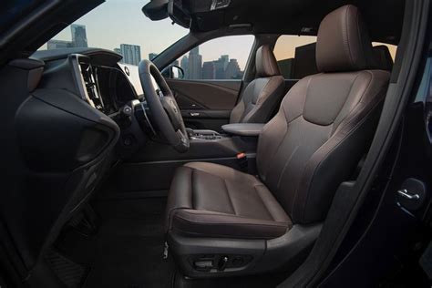Peppercorn Lexus Tx Interior
