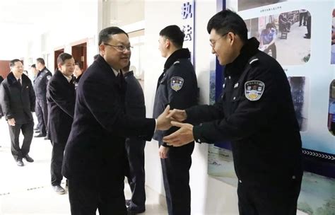 提士气 鼓干劲 崇左中院领导春节后首个工作日走访慰问干警【崇法2023 16期】澎湃号·政务澎湃新闻 The Paper