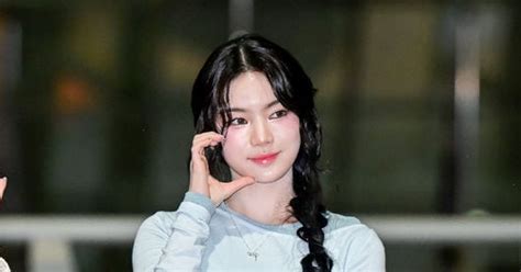 사진 스테이씨 아이사러블리 볼하트 조선비즈