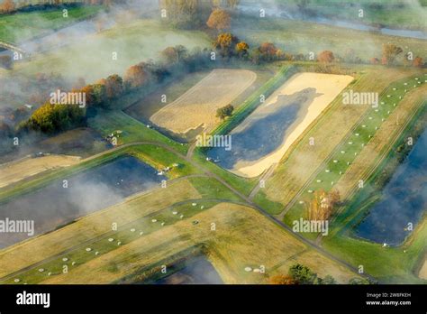 Aus Der Vogelperspektive Nebelwolken über Dem Wasserwerk Haltern Und