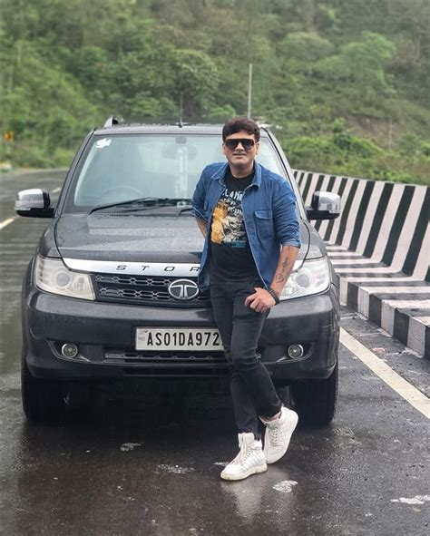 Instagram Photo By Manish Srivastav • Apr 5 2022 At 1153 Am
