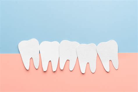 Invisalign® For Tooth Crowding Pearland Tx Dentists