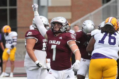 Uw La Crosse Football Team Ready To Open Wiac Season