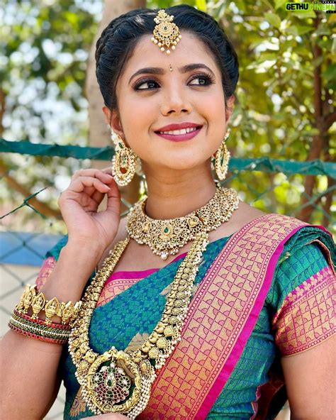 Swetha Khelge Wiki Biography Age Gallery Spouse And More