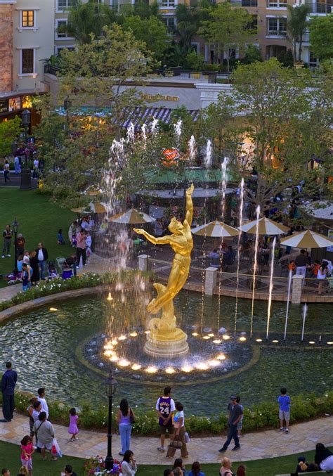 Dont Miss The Fountain Show At The Americana At Brand Bernards