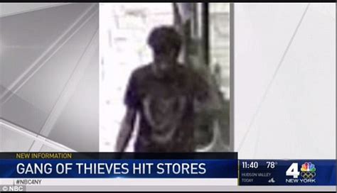 Gang Of Thieves Caught Robbing Stores In New York City Daily Mail Online