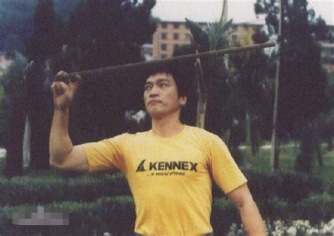 林志谦：为护女同事 一个打十个”，嫌结婚没意思差点凭实力单身百科ta说