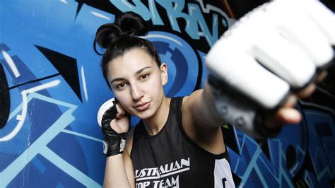 Nadia Kassem To Face Montana De La Rosa At Ufc 234 Daily Telegraph
