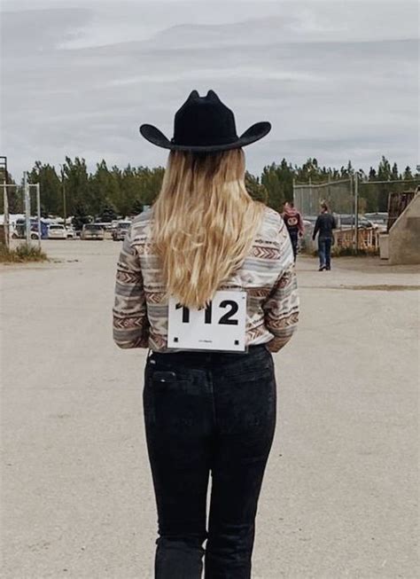 Pin By Bailee Smith♣️🃏 On Horseshowing Fashion Style Hipster